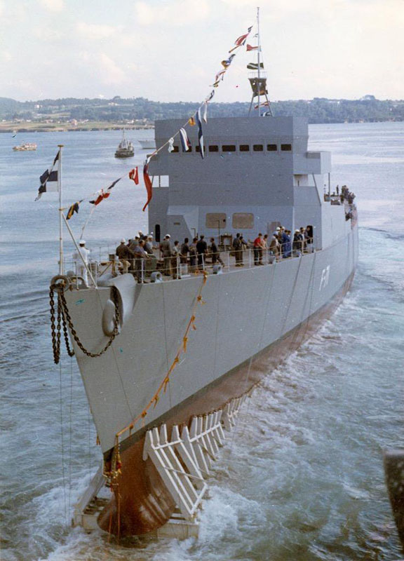 Fragata Baleares, el primer buque lanzamisiles de la Armada española ...