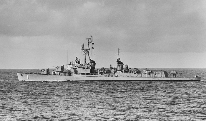 Portaaviones USS Mindoro y las aeronaves más ligeras que el aire | En ...