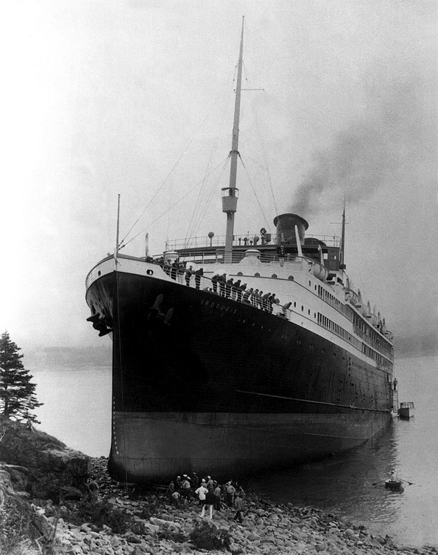 Del consuelo del mar a la rosa de los mares – En visita de cortesía