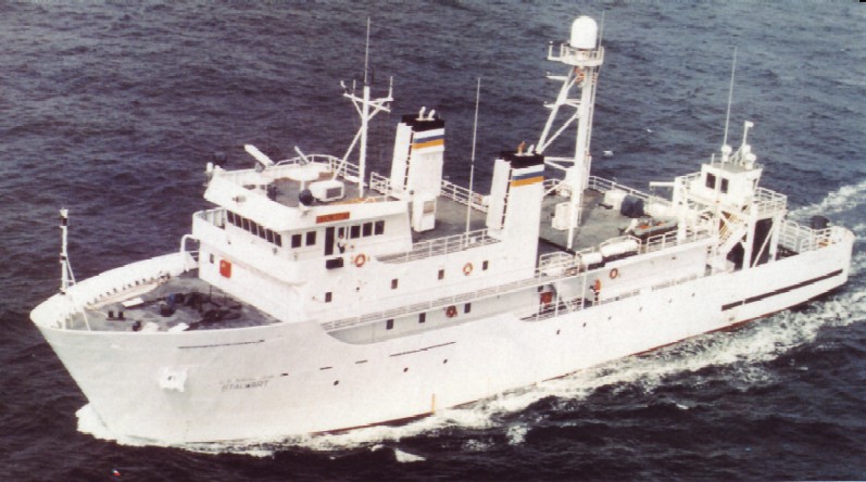 El buque indomable de Victor Vescovo – En visita de cortesía