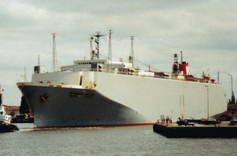 Buque Eco Valencia, el gigante verde – En visita de cortesía