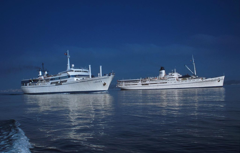 Los barcos biblioteca – En visita de cortesía