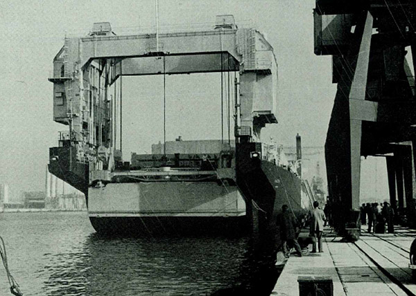 La revolución de los LASH – En visita de cortesía